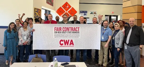 Thousands Of New Jersey State Workers Mobilize For a New Contract | CWA ...